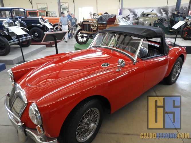 Los museos de Cardoen: El Museo del Automovil - CALDOSTRONG.COM